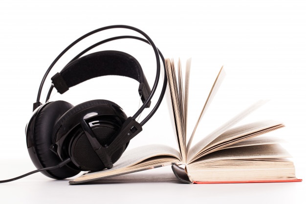 Hẻm Radio dừng hoạt động và các vấn đề tác quyền của Audio Book